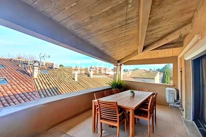 Appartement à vendre - Saint-Cannat - 3 pièces - 2 chambres