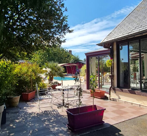 Maison à vendre - Saint-Maclou-la-Brière - 12 pièces - 9 chambres