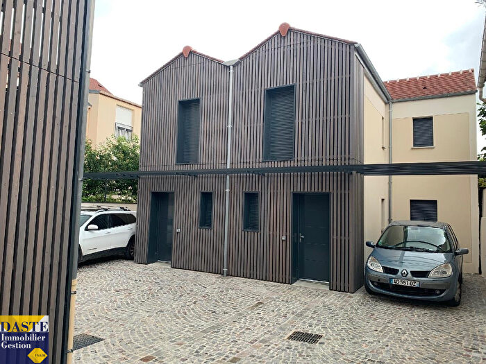 Brie-Comte-Robert, Centre-ville - Appartement 3 pièces à louer