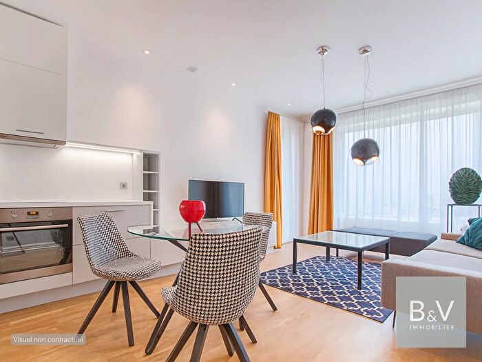 Appartement à vendre - Antibes, Antibes-les-Pins, Trianon, Le Fournel, Peyregoue - 2 pièces - 1 chambre