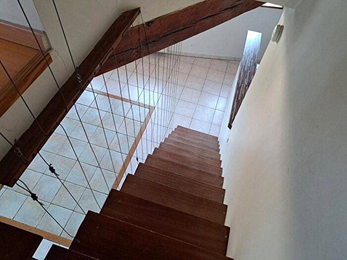 Appartement à louer - Faiencerie, Gien - 2 pièces - 1 chambre