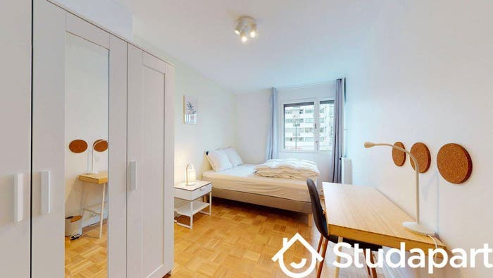 Appartement 1 pièce à louer - Hauts d'Asnières-Métro, Asnières-sur-Seine