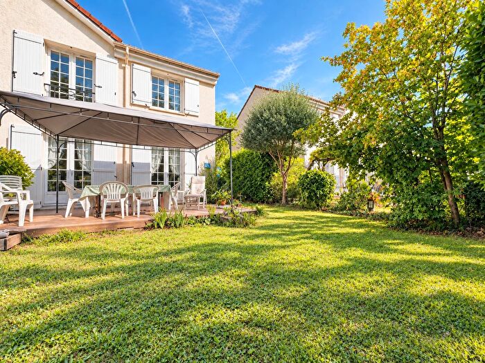 Maison 5 pièces à Les Clayes-sous-Bois, Ouest, à vendre