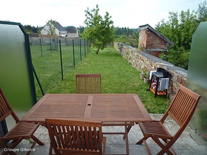 Guignen - Appartement 1 pièce à louer