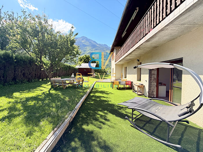 Sainte-Marie-de-Cuines : Maison 5 pièces à vendre