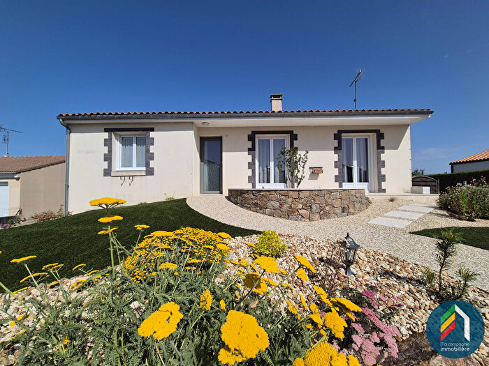 La Meilleraie-Tillay : Maison 5 pièces à vendre
