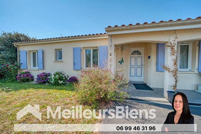 Maison 6 pièces à vendre - Saint-Hilaire-du-Bois