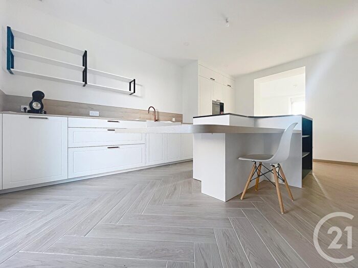 Thaon-les-Vosges - Maison 8 pièces à vendre