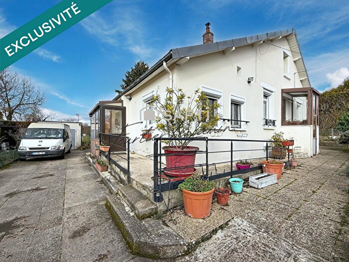 Maison à vendre - Villenauxe-la-Grande - 5 pièces - 4 chambres