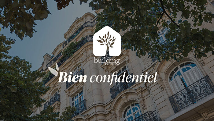 Appartement à vendre - Paris e , Saint-Philippe du Roule - 5 pièces - 3 chambres