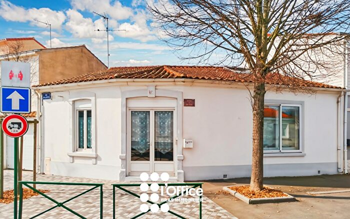 Maison à vendre - Les Sables-dOlonne, Gare - 3 pièces - 2 chambres