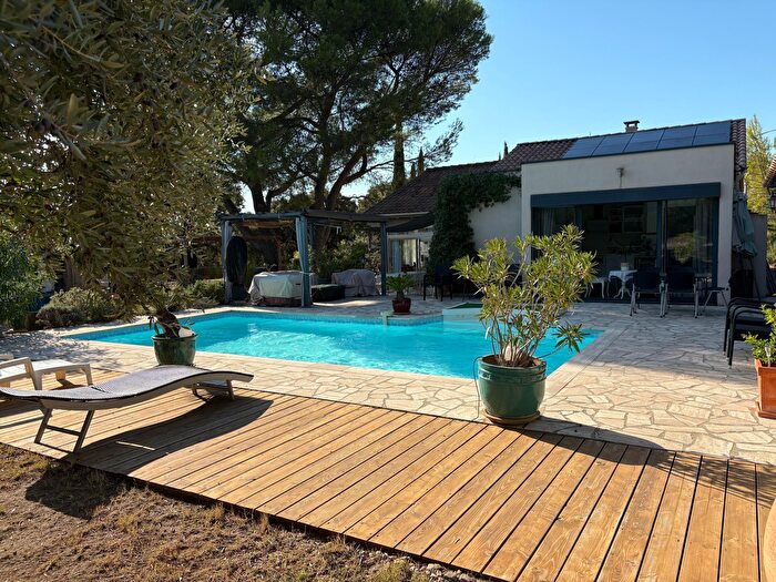 L'Isle-sur-la-Sorgue, Saint-Antoine : Maison 6 pièces à vendre