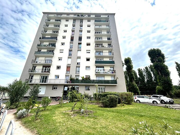 Appartement à vendre - Chelles, Chelles Sud, Grande Prairie, Bords de Marne - 5 pièces - 3 chambres