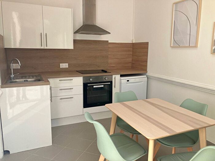 Appartement à louer - Vauban Esquermes, Lille - 2 pièces - 1 chambre