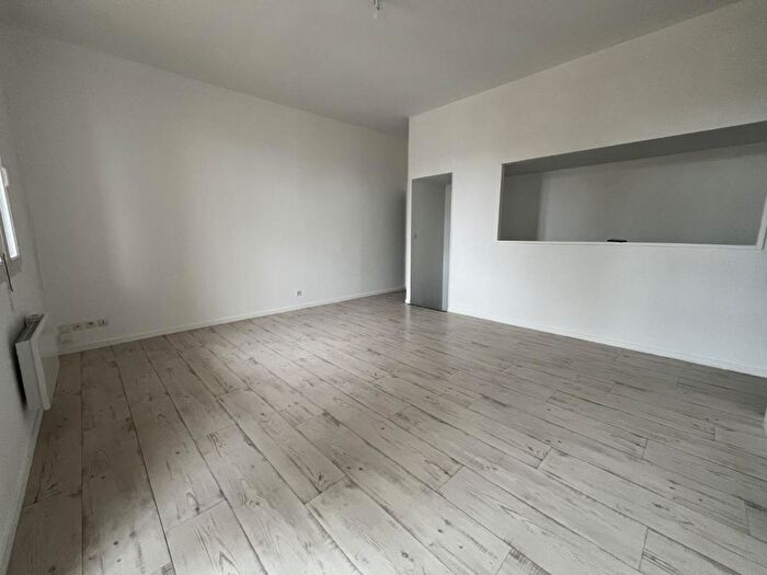 Bordeaux, Nansouty - Appartement 3 pièces à louer