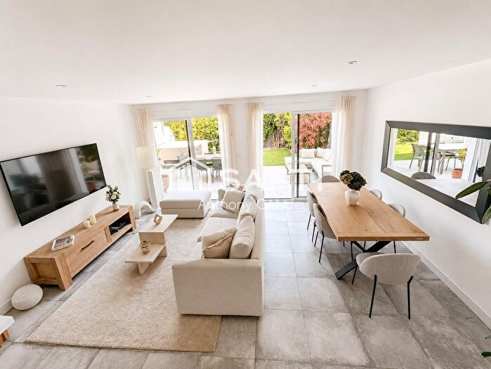 Bruges, Ausone, La Hutte, Le Grand Darnal : Maison 5 pièces à vendre