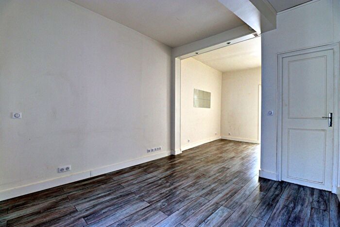 Appartement à vendre - Saint-Germain-en-Laye, Centre-ville, Quartiers forestiers - 3 pièces - 2 chambres