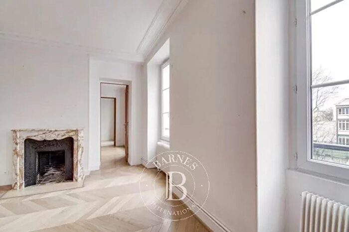 Appartement 4 pièces à Paris 5ème, Val de Grâce, à louer