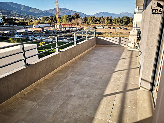 Appartement à louer - Lucciana - 3 pièces - 2 chambres