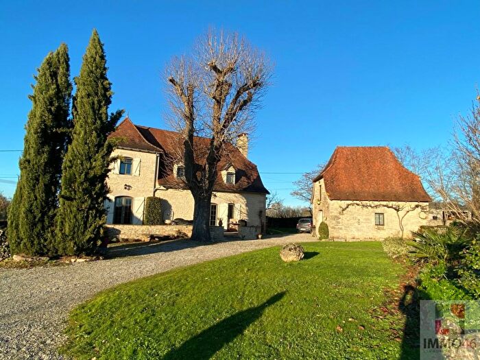 Maison à vendre - Saint-Simon - 5 pièces - 2 chambres