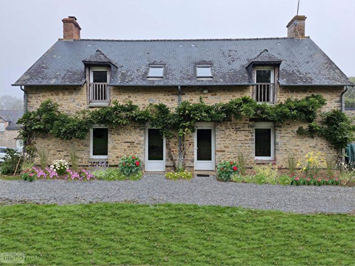 Maison à louer - Pléchâtel - 5 pièces - 4 chambres