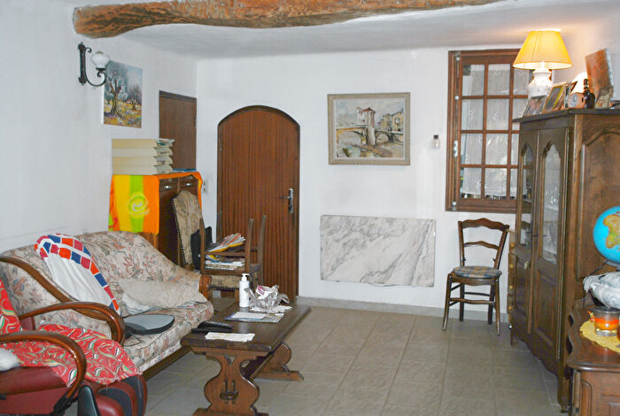 Maison à vendre - Villecroze - 6 pièces - 4 chambres