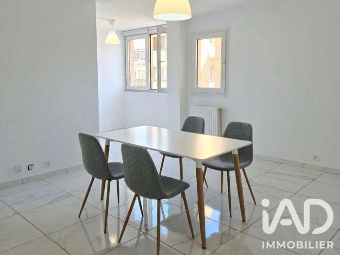 Plaine du Lys, Dammarie-les-Lys : Appartement 3 pièces à louer