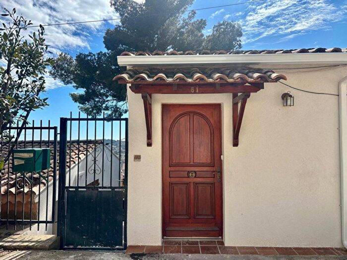 Appartement à louer - Toulon - 2 pièces - 1 chambre