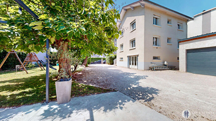 Saint-Martin-d'Hères, Teyssere - Appartement 3 pièces à vendre