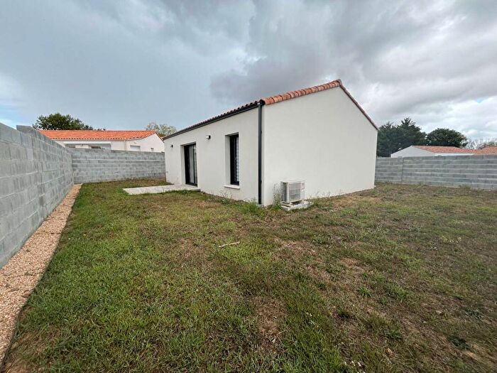 Maison à louer - Avrillé - 3 pièces - 2 chambres