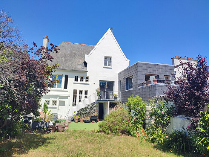 Vannes, Centre-ville, Le Port : Maison 9 pièces à vendre