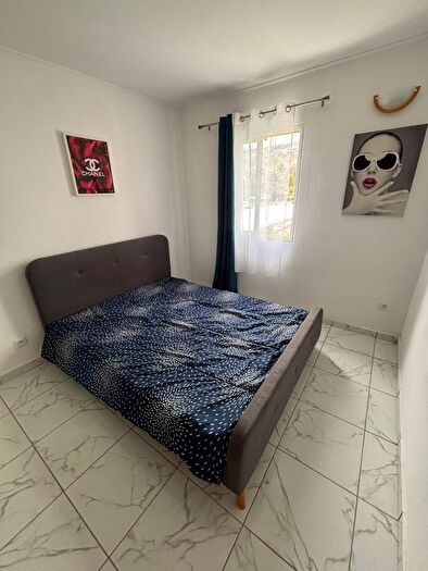 Saint-Paul : Appartement 4 pièces à louer
