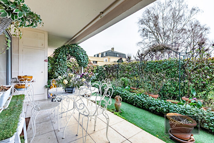 Appartement à vendre - Chantilly - 5 pièces - 3 chambres