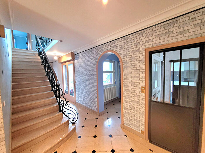 Maison à vendre - Lewarde - 8 pièces - 5 chambres