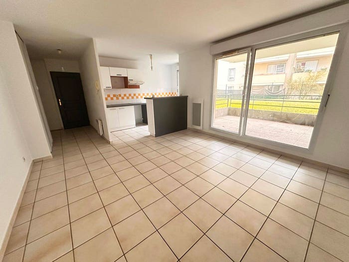 Appartement 3 pièces à louer à Ferrandière Maisons-Neuves, Villeurbanne