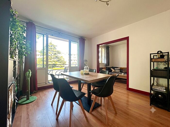 Appartement 4 pièces à vendre - Bois-d'Arcy, La Croix Blanche
