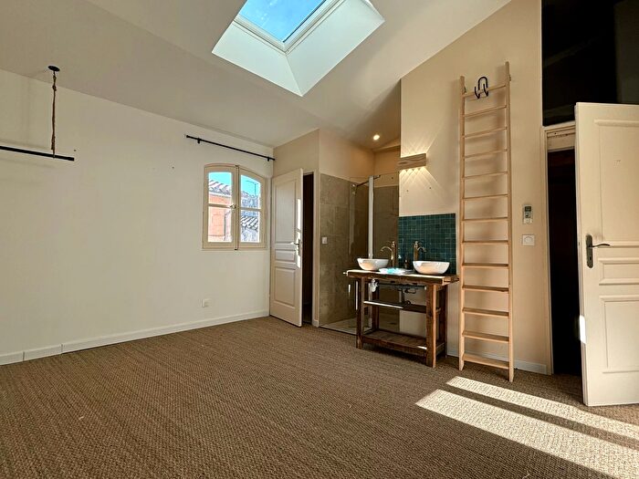 Maison à vendre - Arles, Centre-ville - 3 pièces - 2 chambres