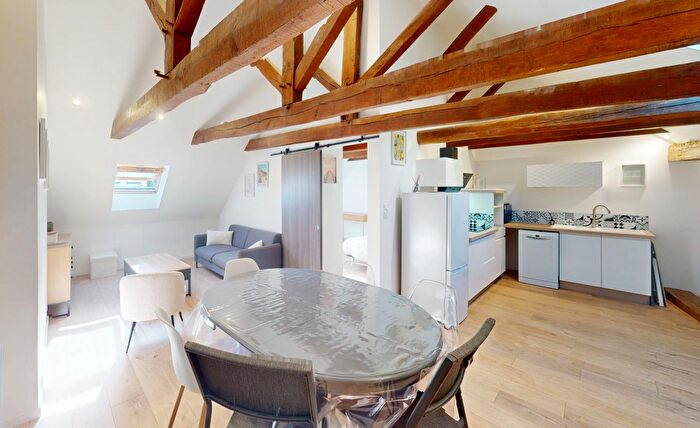 Appartement à louer - Rodez, Saint-Eloi, Camonil - 2 pièces - 1 chambre