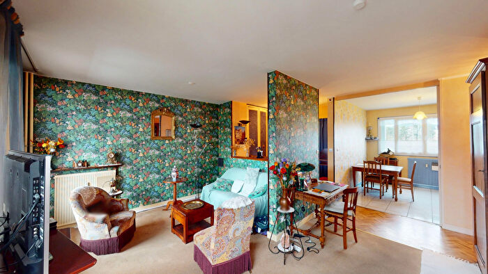 Appartement à vendre - Firminy, Centre-ville - 5 pièces - 3 chambres