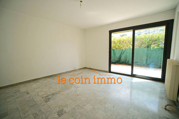 Appartement à vendre - Antibes, Rastines, Super Antibes, Laval, La Fontonne - 3 pièces - 2 chambres