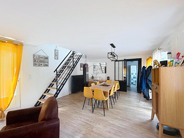Fontaine-sous-Préaux : Maison 5 pièces à vendre