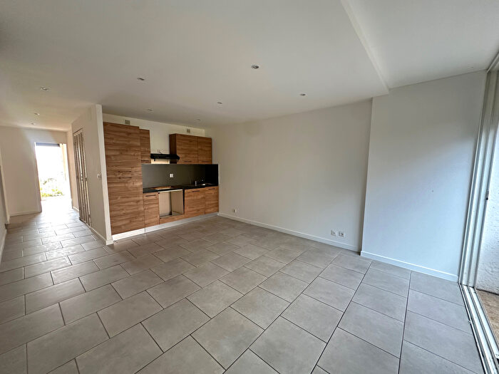 Appartement à vendre - Saint-Cyprien, Le Port - 2 pièces - 1 chambre