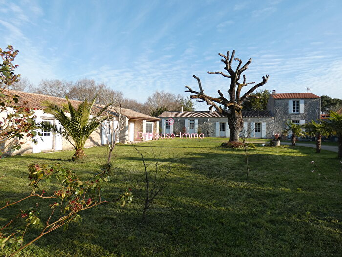 Maison 10 pièces à vendre à Dolus-d'Oléron