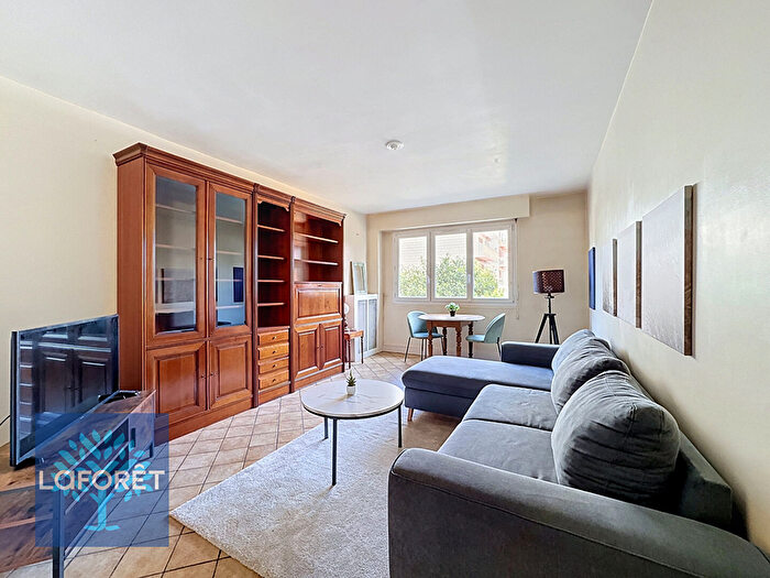 Évry, Parc aux Lièvres : Appartement 2 pièces à louer