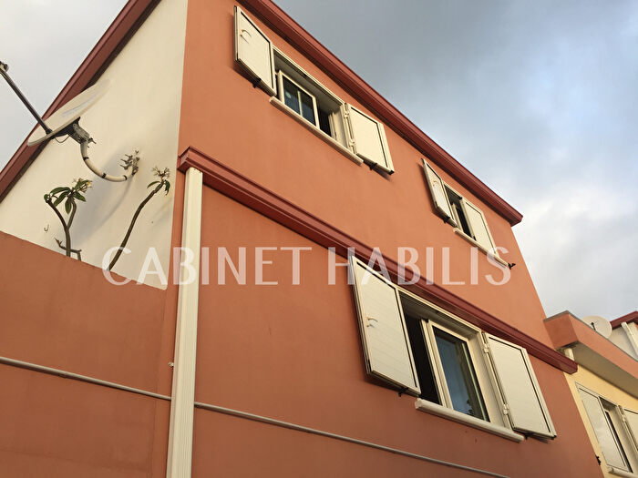 Maison à louer - Saint-Pierre, La ligne des Bambous, La Concession - 4 pièces - 3 chambres