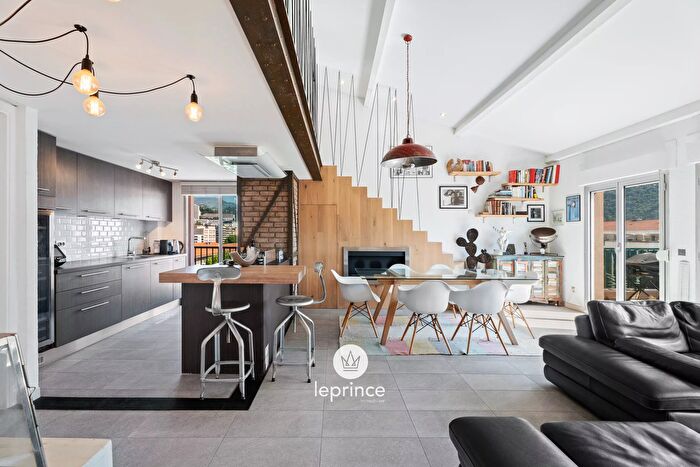Nice, Roquebillière : Appartement 3 pièces à vendre