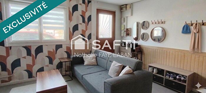 Maison à vendre - Châtellerault, Centre-ville - 4 pièces - 3 chambres