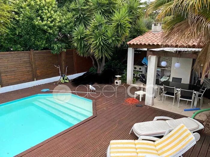Maison 9 pièces à Cannes, Prado, République, à vendre