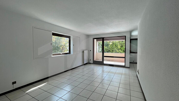 Grenoble, Bajatière : Appartement 4 pièces à louer