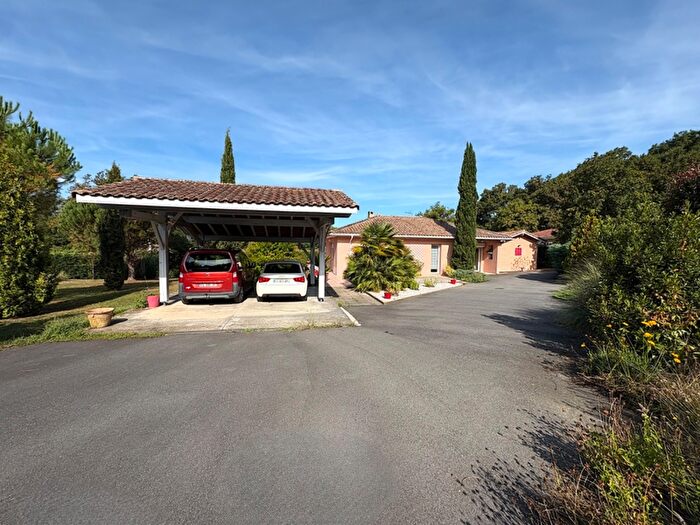 Maison à vendre - Bahus-Soubiran - 4 pièces - 3 chambres